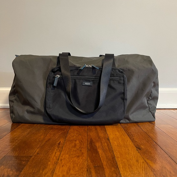 Tumi | Bags | Beautiful Tumi Lightweight Duffel Travel Bag | Poshmark